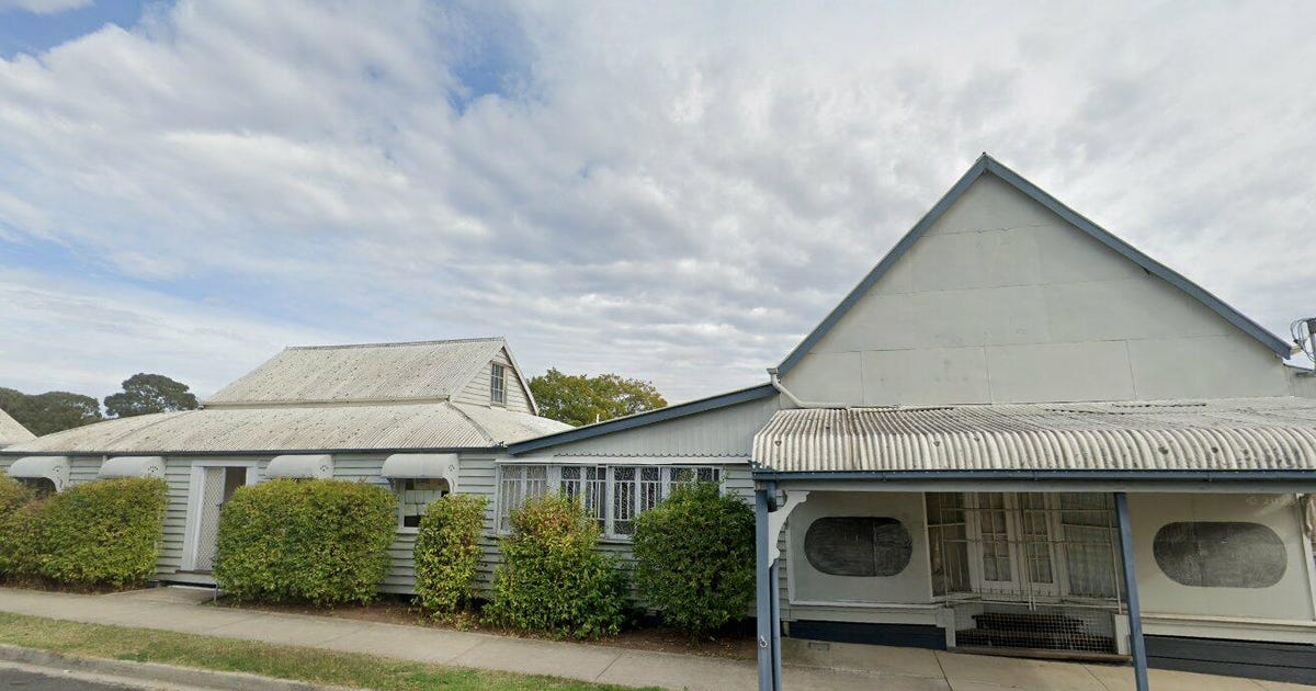 25 Park Street, Lowood QLD 4311 - property.com.au