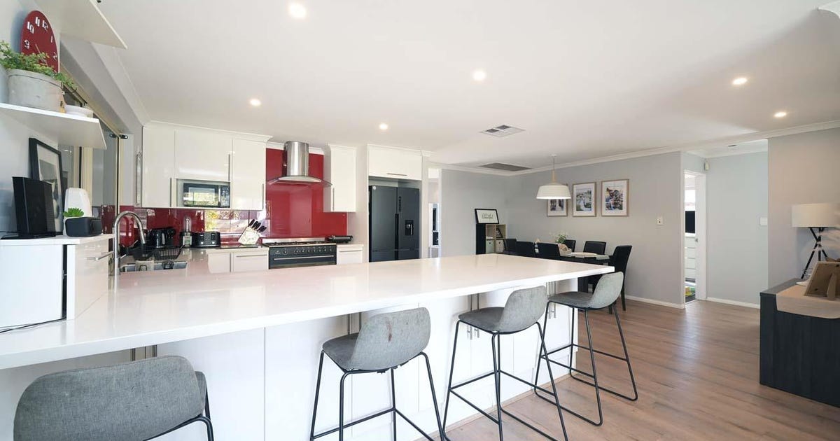 29 Cadoux Loop, Hocking WA 6065 - property.com.au