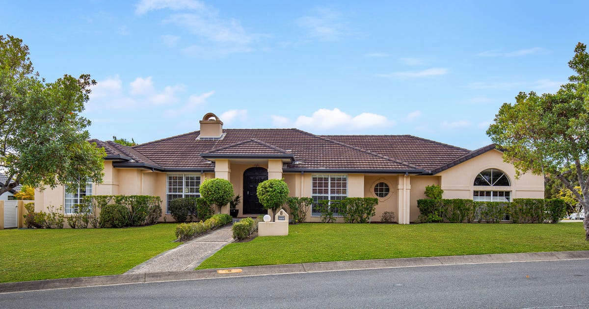 8 Arun Drive, Arundel QLD 4214 - property.com.au