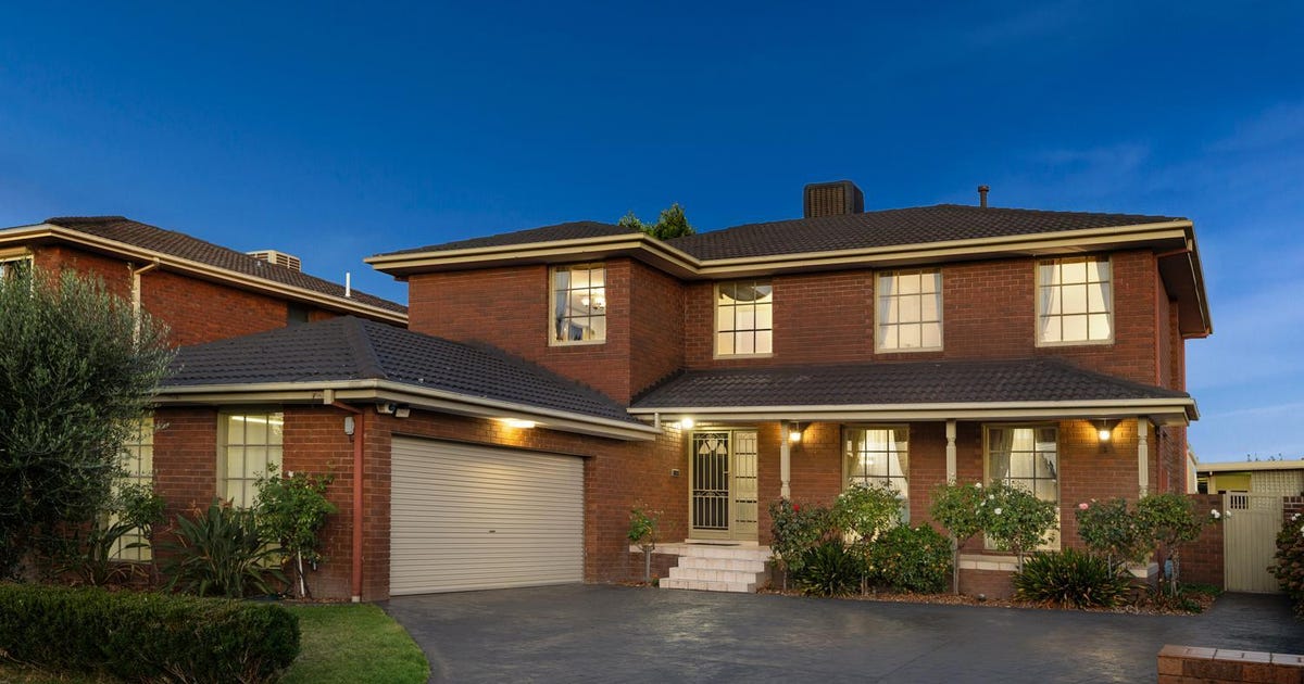 13 Moray Grove, Vermont South VIC 3133 - property.com.au