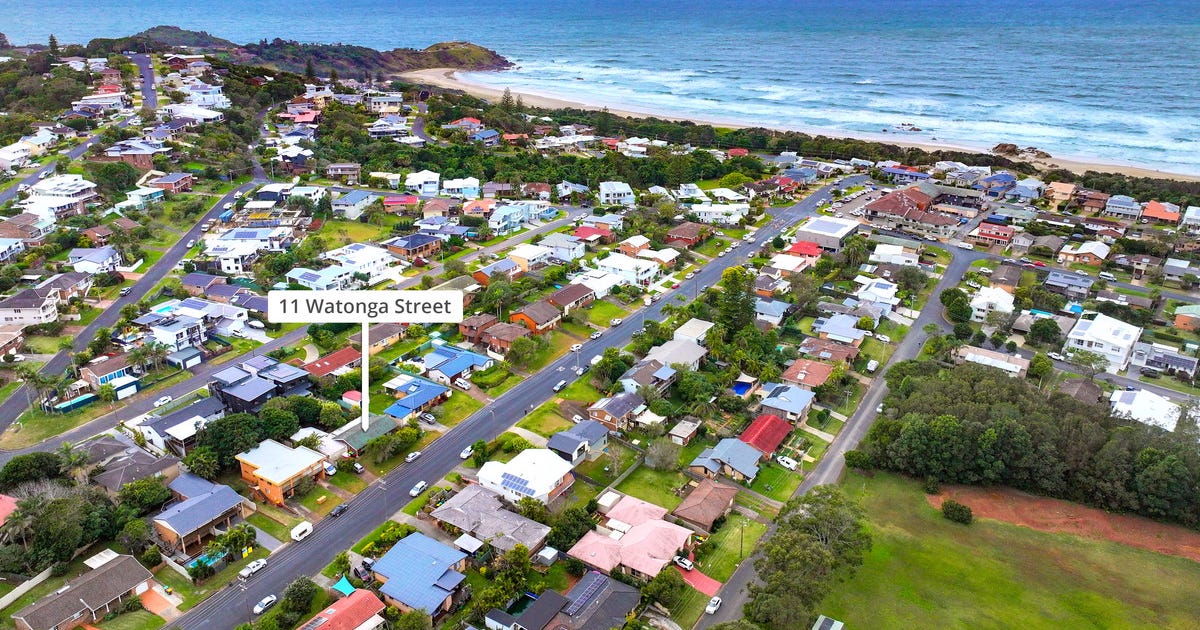 11 Watonga Street, Port Macquarie NSW 2444 - property.com.au
