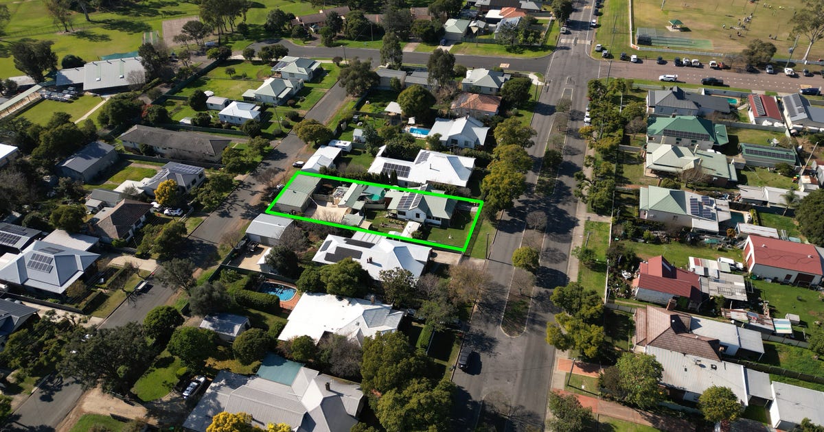 32 Cook Street, Muswellbrook NSW 2333 - property.com.au