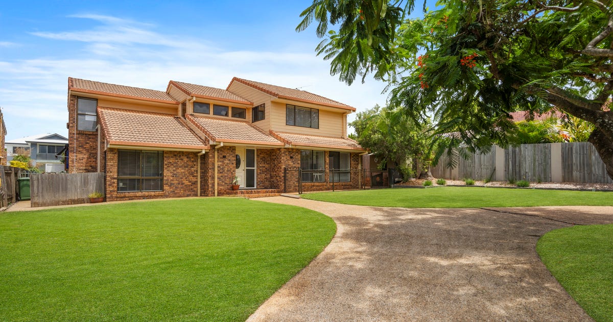 4 Waterford Cres, Ormiston QLD 4160 - property.com.au