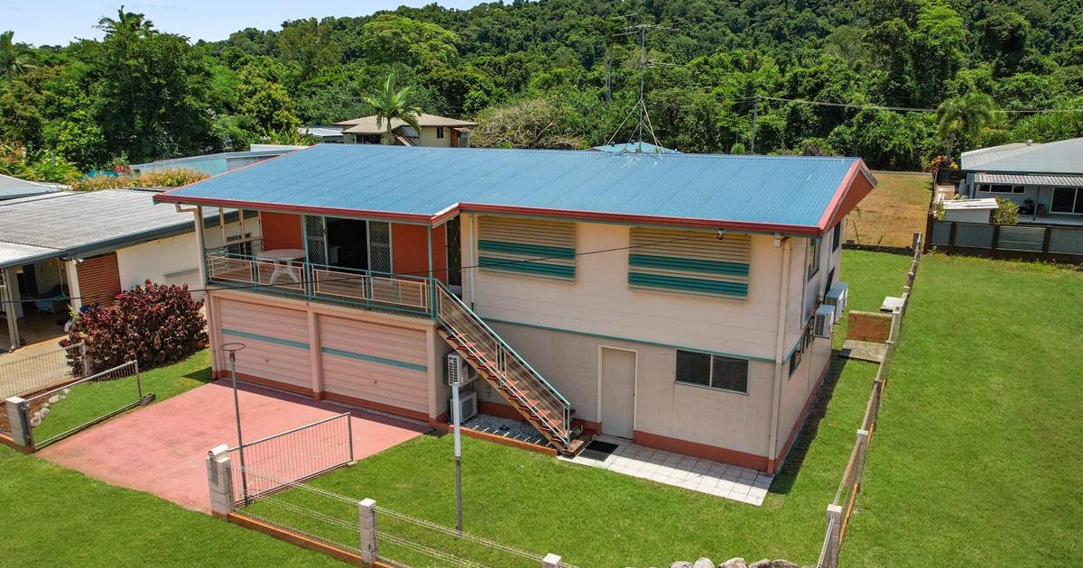 27 Feldt Street, Flying Fish Point QLD 4860 - property.com.au