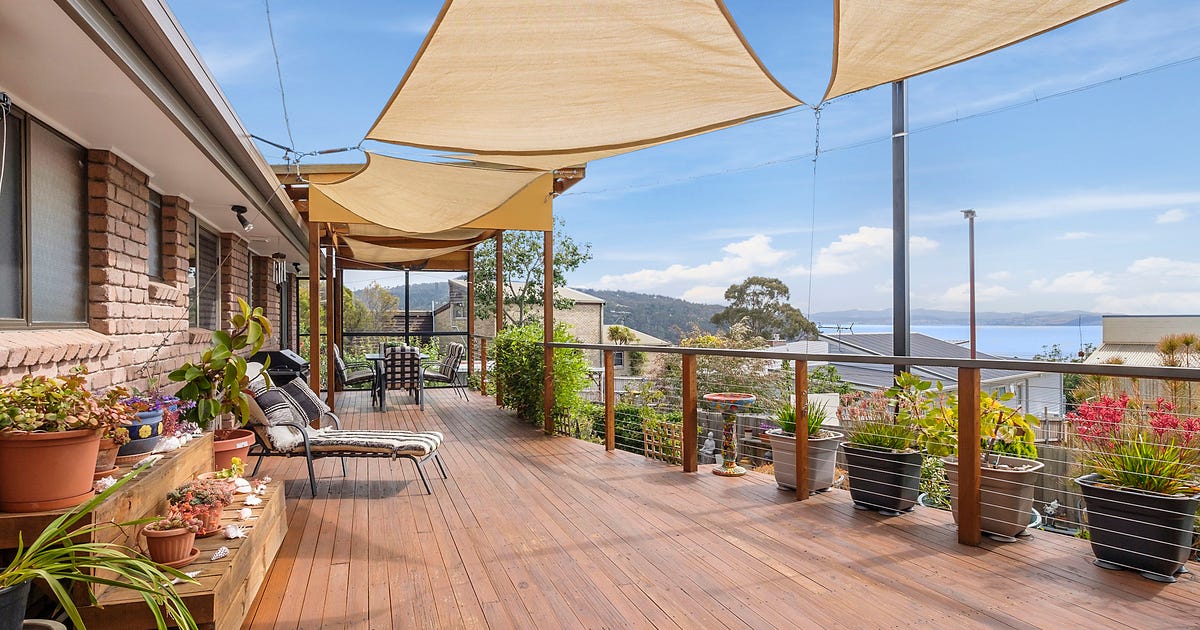 7 Nicholas Drive, Kingston Beach TAS 7050 - property.com.au