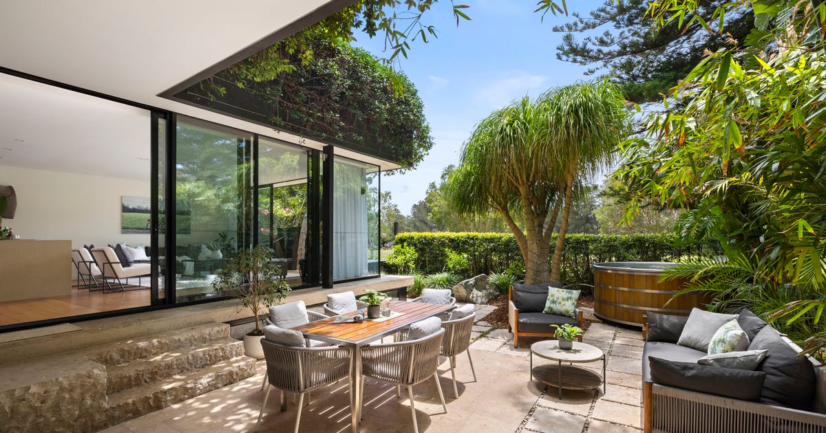 21 Eurobin Avenue, Manly NSW 2095 - property.com.au