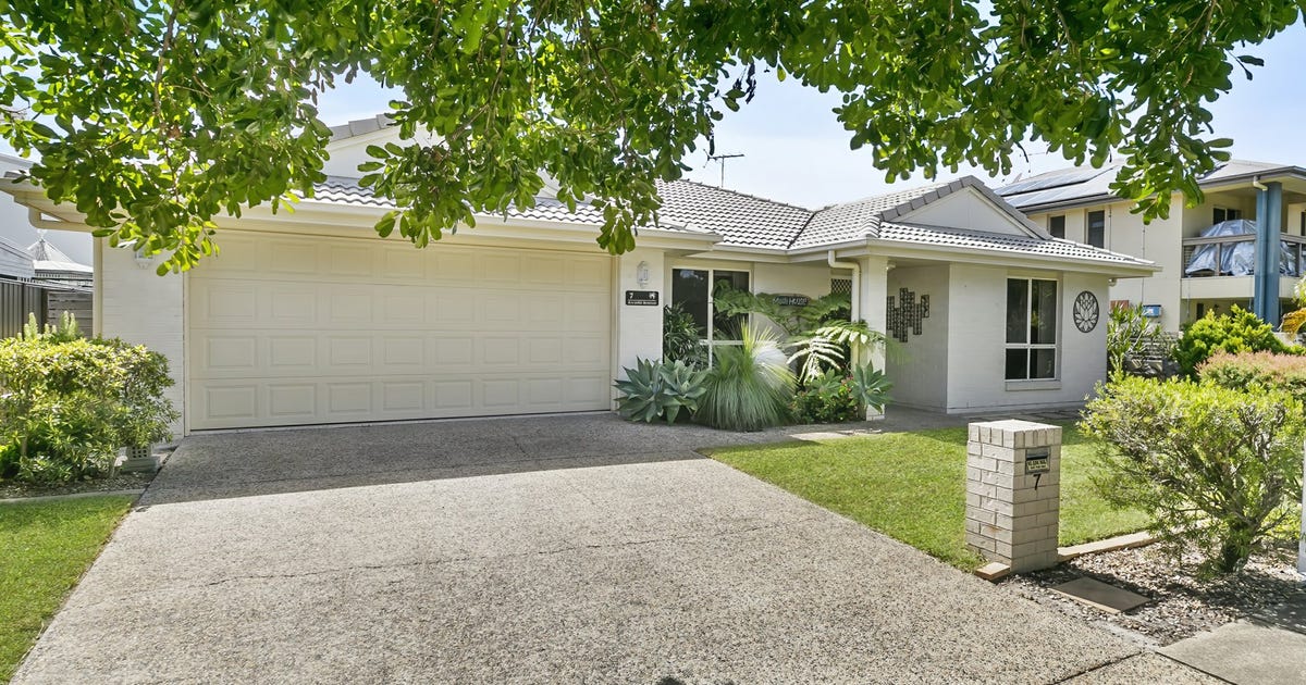7 Arcadia Avenue, Woorim QLD 4507 - property.com.au