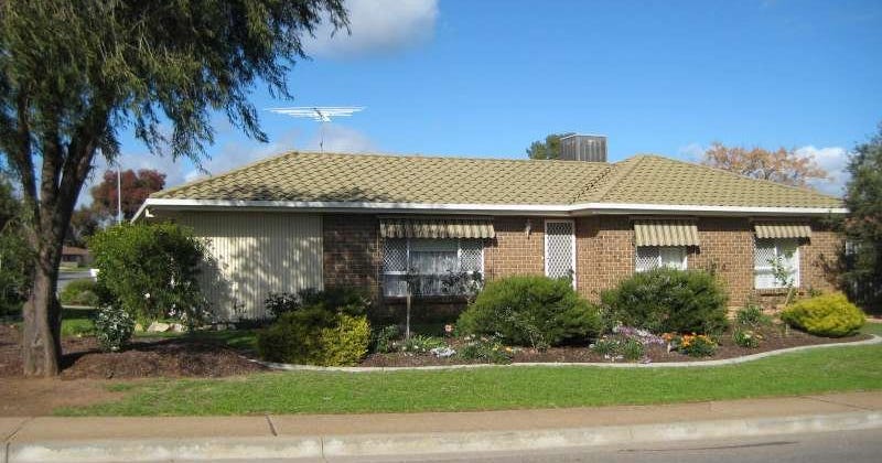 2 Amsterdam Street, Craigmore SA 5114 - property.com.au