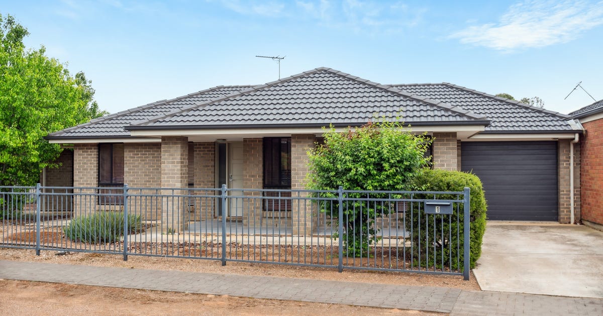 1 Ayling Street, Smithfield Plains SA 5114 - property.com.au