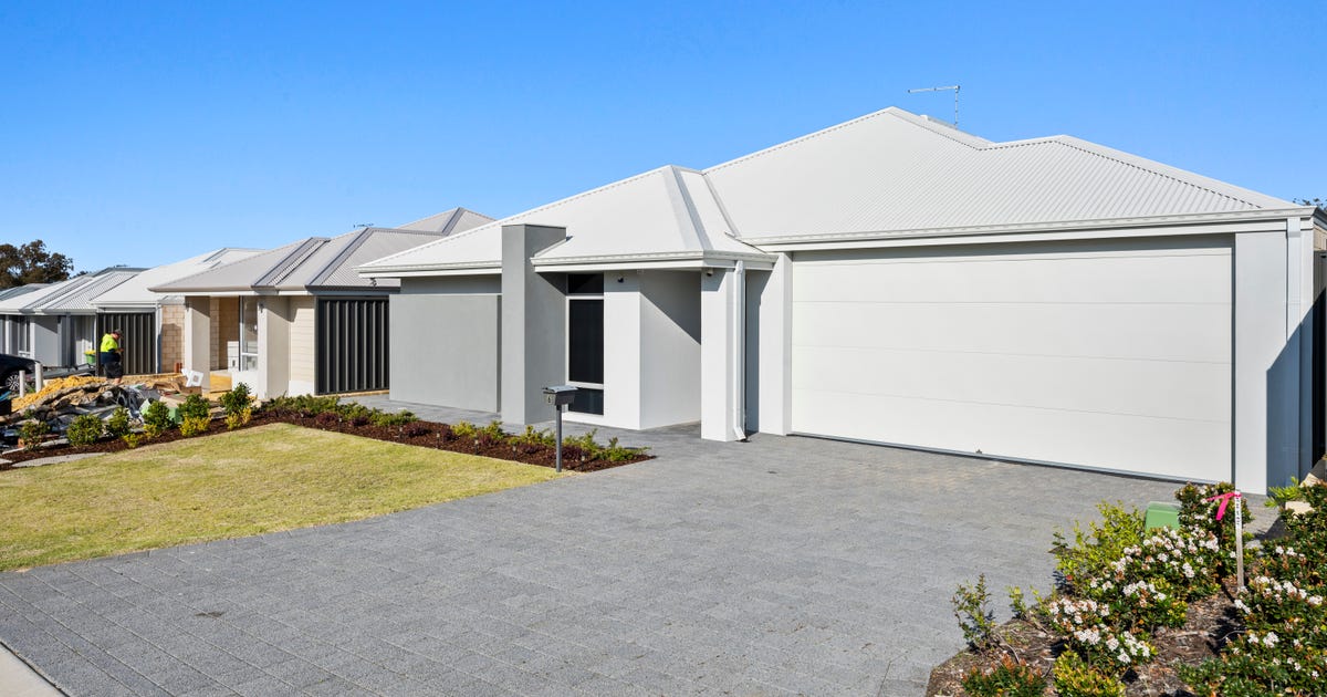 6 Koolbardi Street, Halls Head WA 6210 - property.com.au