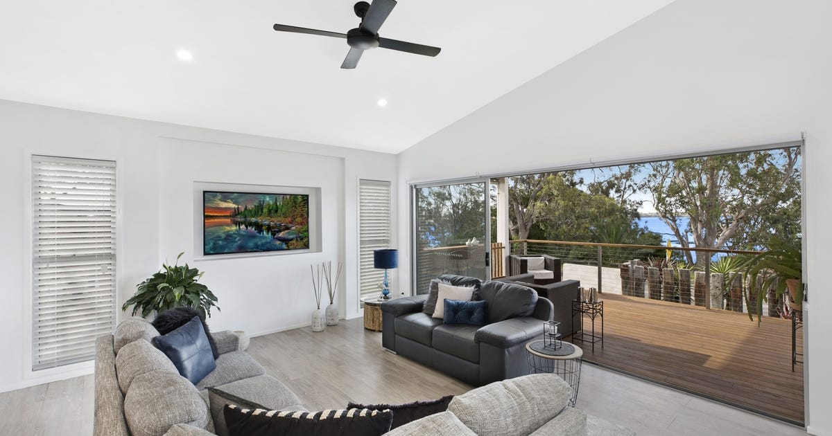 1 First Avenue, Toukley NSW 2263 - property.com.au