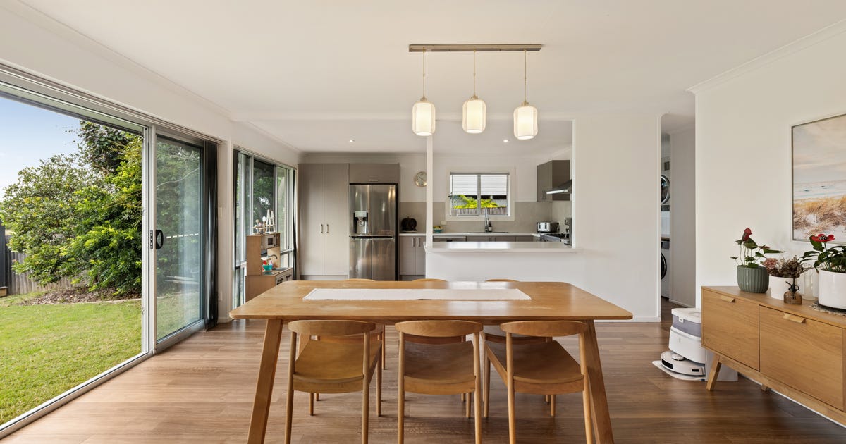 59 Shakespeare Parade, Strathpine QLD 4500 - property.com.au