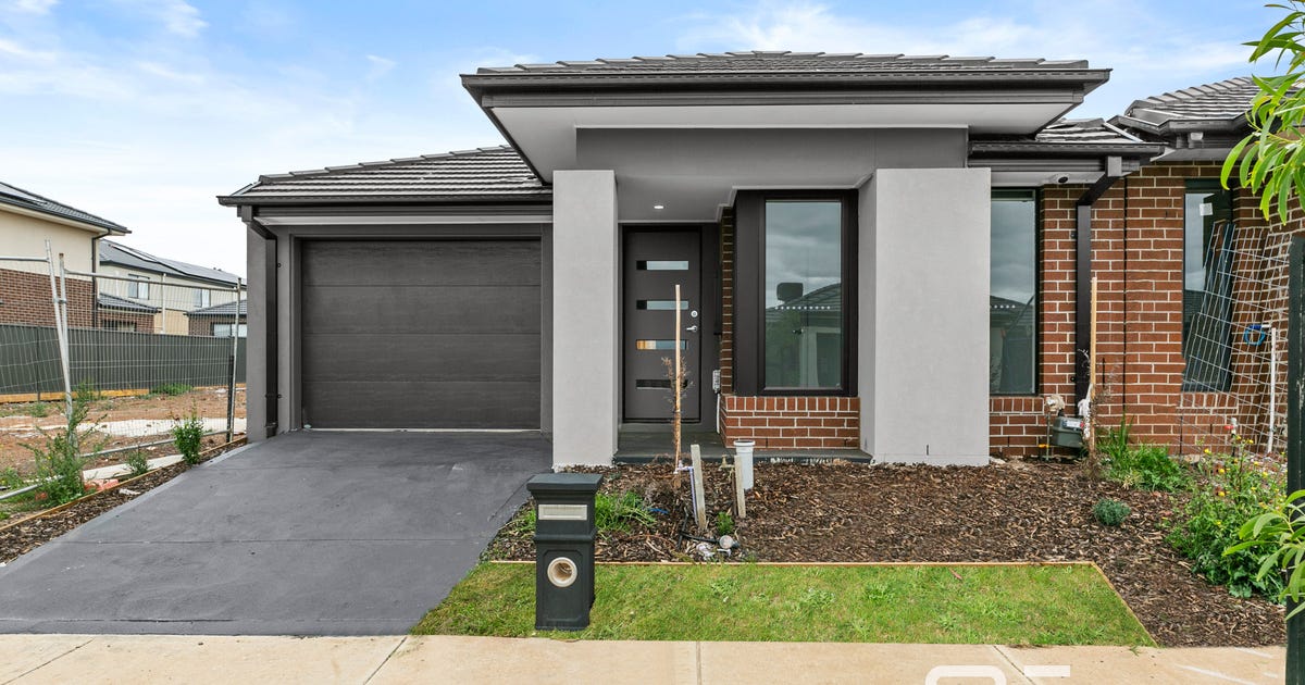 24 Timberland Drive, Tarneit VIC 3029 - property.com.au
