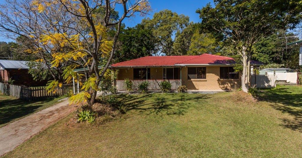 11 Quarrian Cres, Beenleigh QLD 4207 - property.com.au