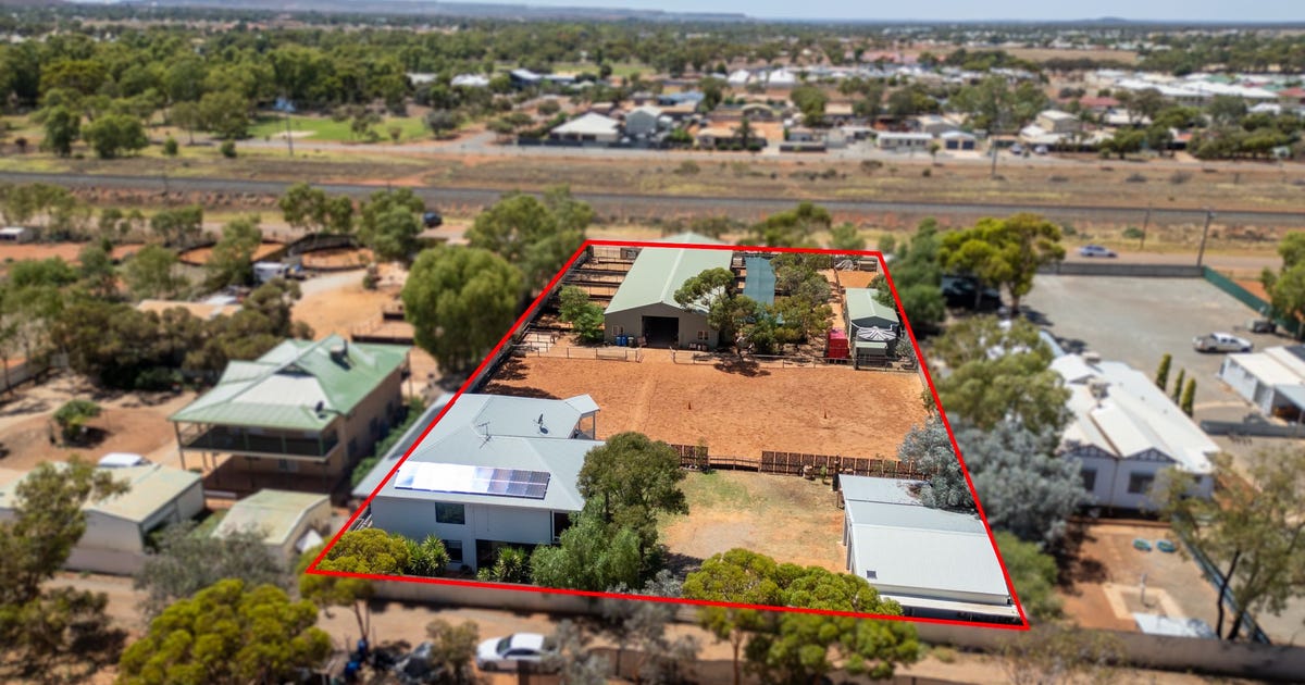 16 Woodley Street, West Lamington WA 6430 - property.com.au