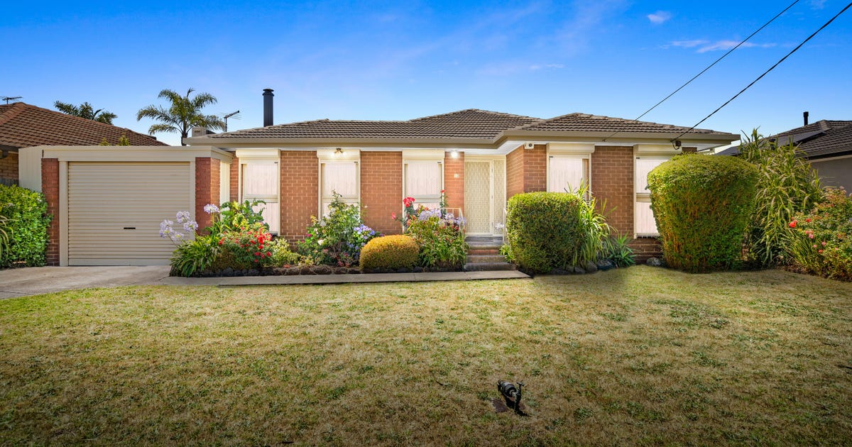 10 Chaucer Cres, Bundoora VIC 3083 - property.com.au