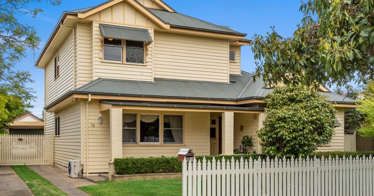 19 Clive Street, Shepparton VIC 3630 - property.com.au