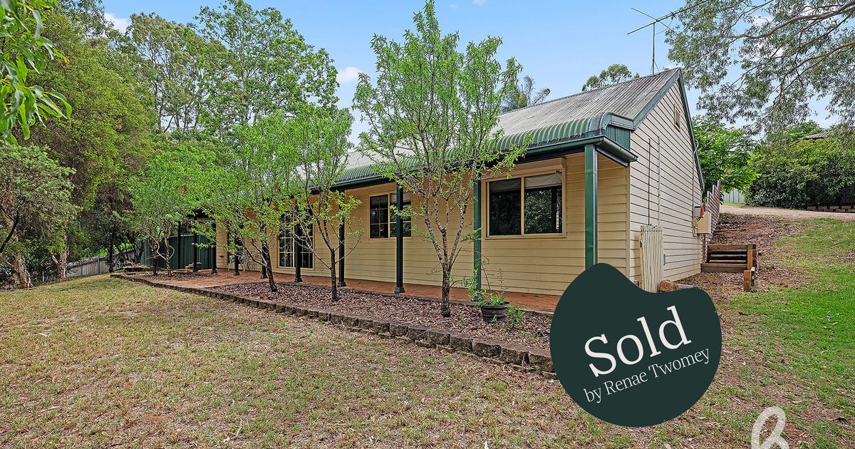 32 D'Arbon Avenue, Singleton Heights NSW 2330 - property.com.au