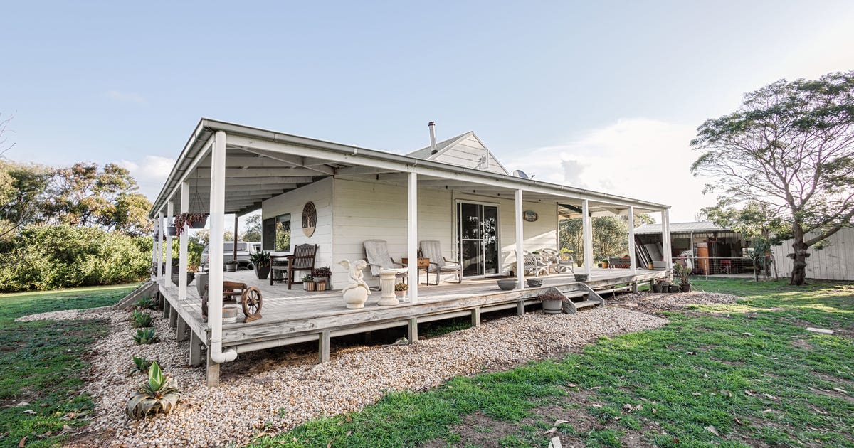 945 Woodside Beach Road, Woodside Beach VIC 3874 - property.com.au