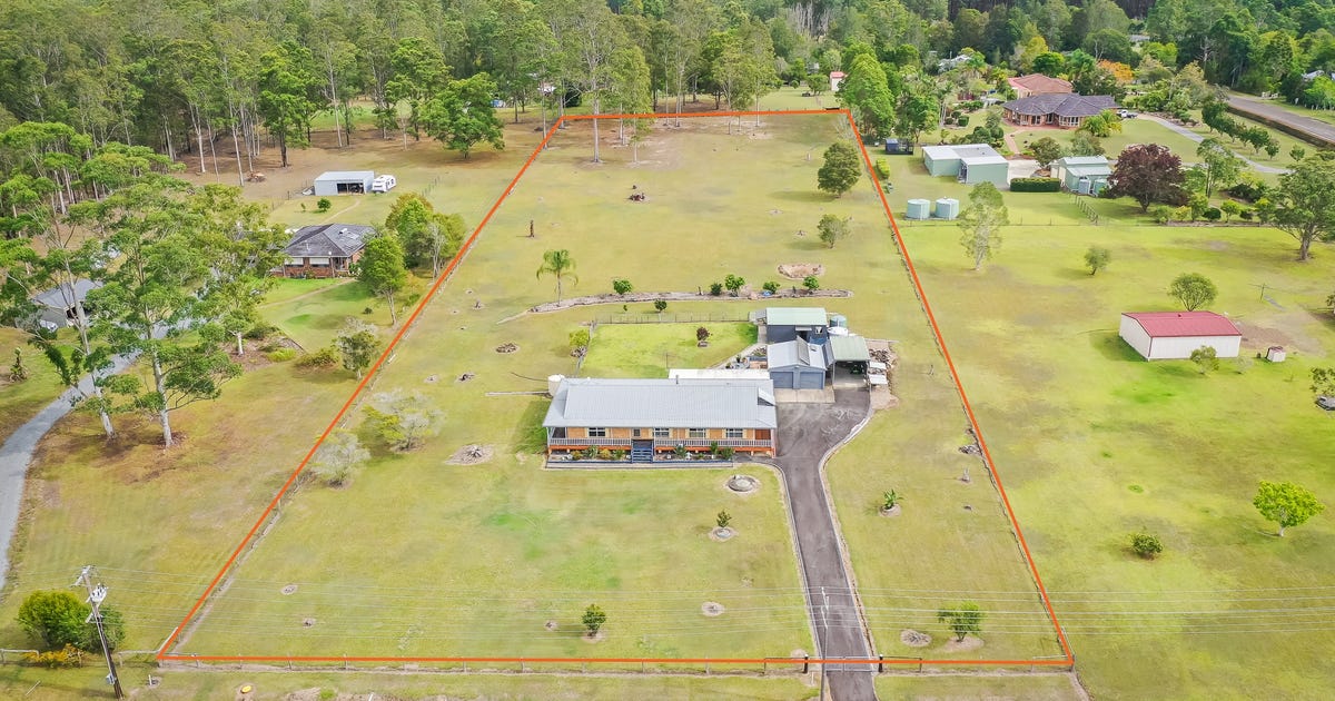 4 Emily Close, Taree South NSW 2430 - property.com.au