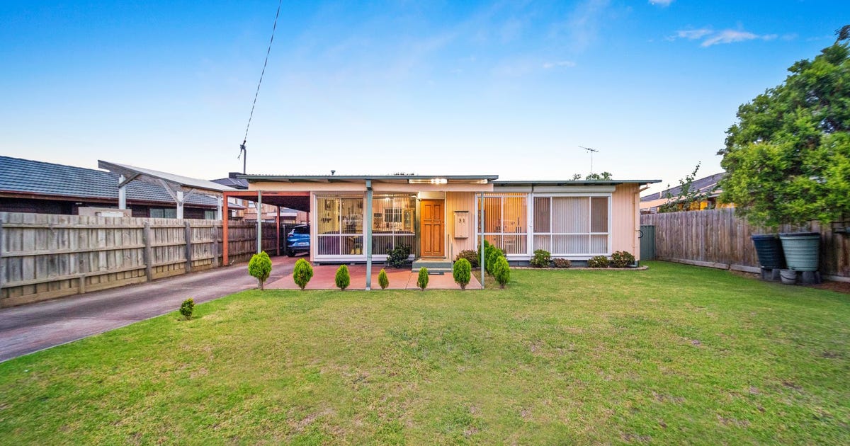 31 George Street, Scoresby VIC 3179 - property.com.au