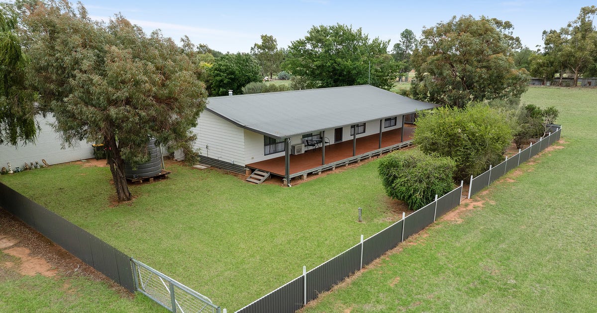 38 Old School Road, Narrandera NSW 2700 - property.com.au