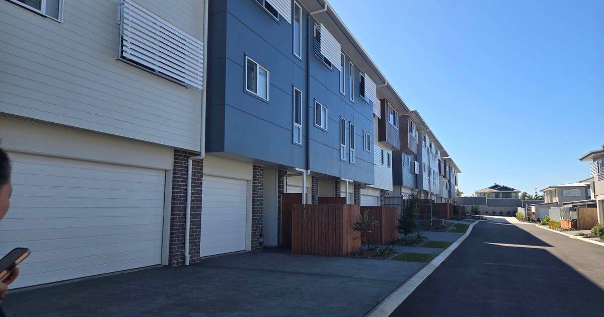20/8 Taylor Place, Mackenzie QLD 4156 - property.com.au