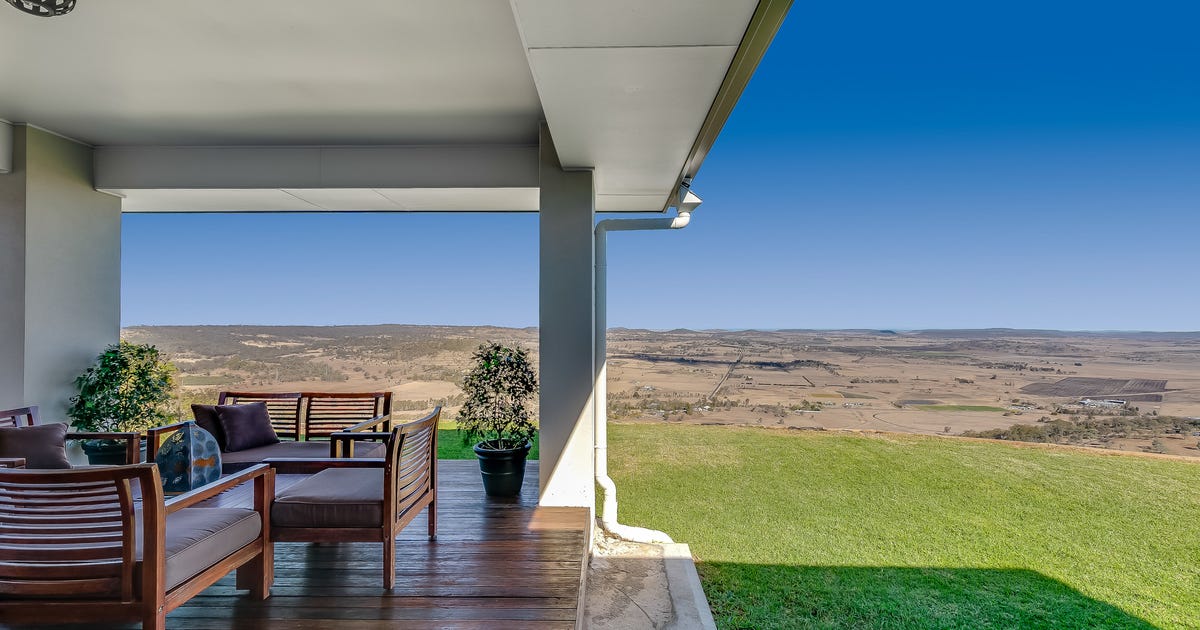 40 Panoramic Drive, Preston QLD 4352 - property.com.au