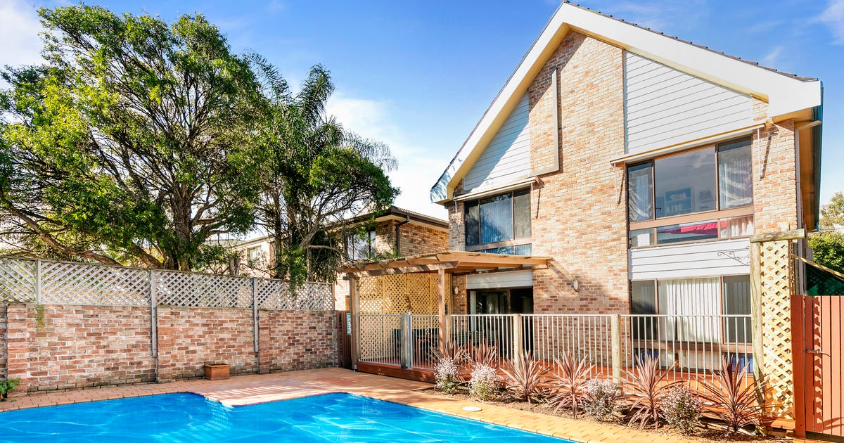 52 Playfair Road, North Curl Curl NSW 2099 - property.com.au