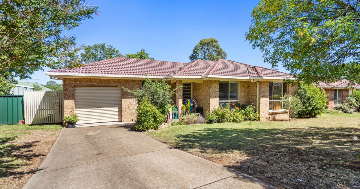 12 Claret Avenue, Muswellbrook NSW 2333 - property.com.au