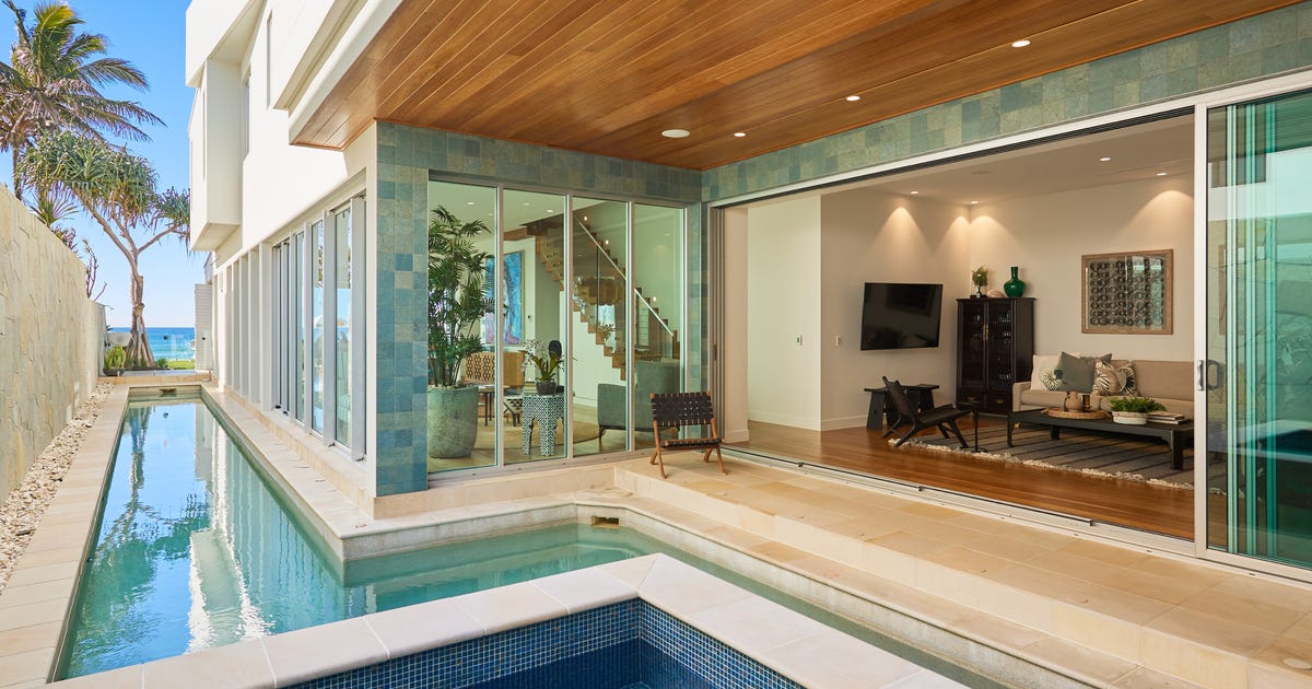 1/31 Albatross Avenue, Mermaid Beach QLD 4218 - property.com.au