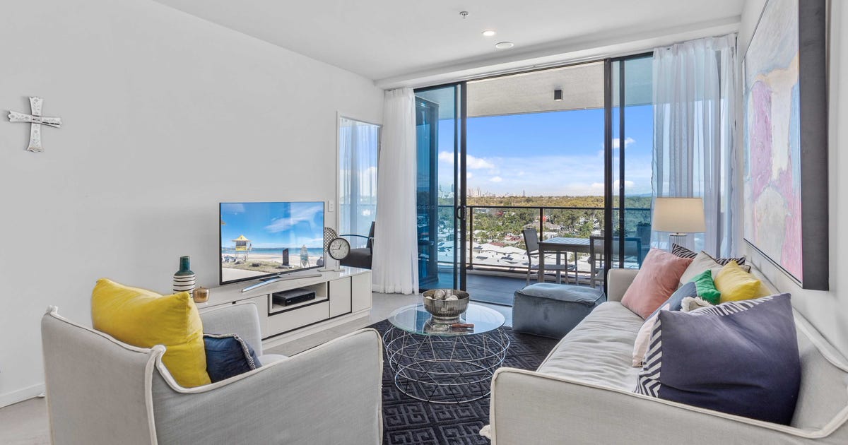 5808/5 Harbour Side Court, Biggera Waters QLD 4216 - property.com.au