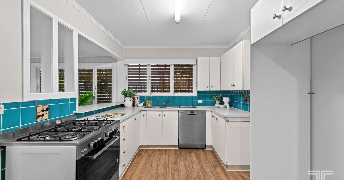 131 Dunbar Street, Mount Gravatt East QLD 4122 - property.com.au