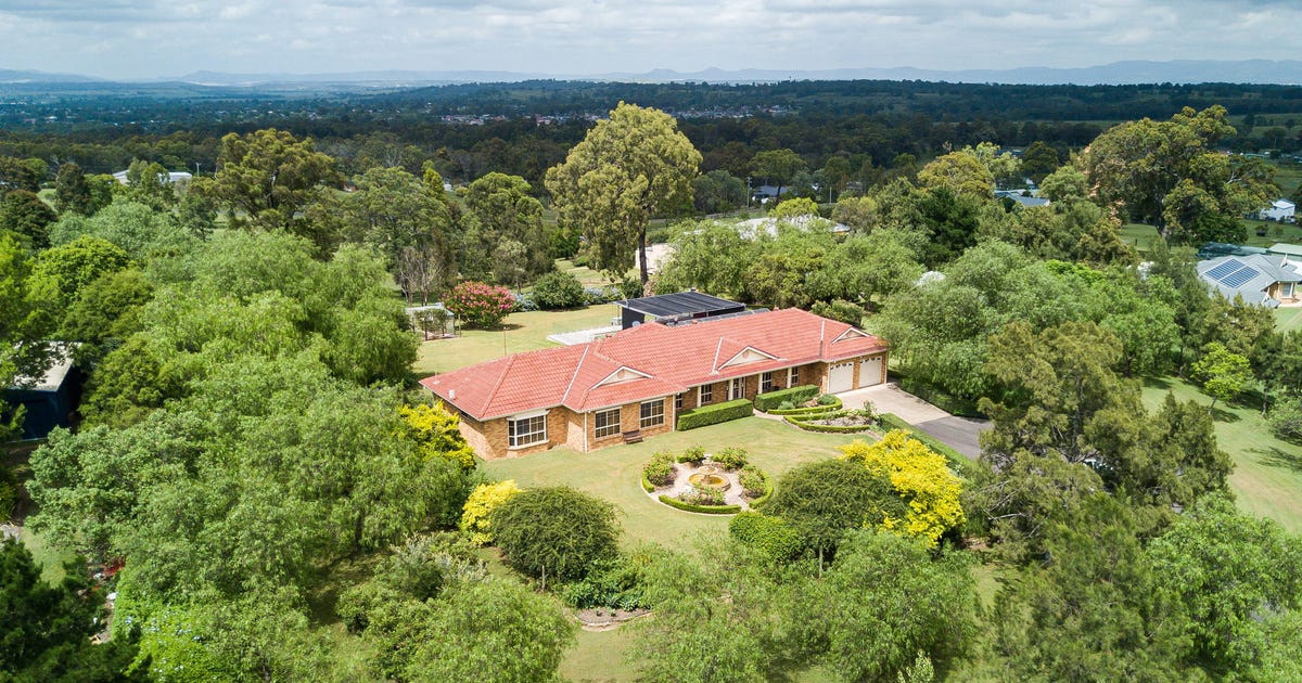 2 Druce Smith Place, Wattle Ponds NSW 2330 - property.com.au