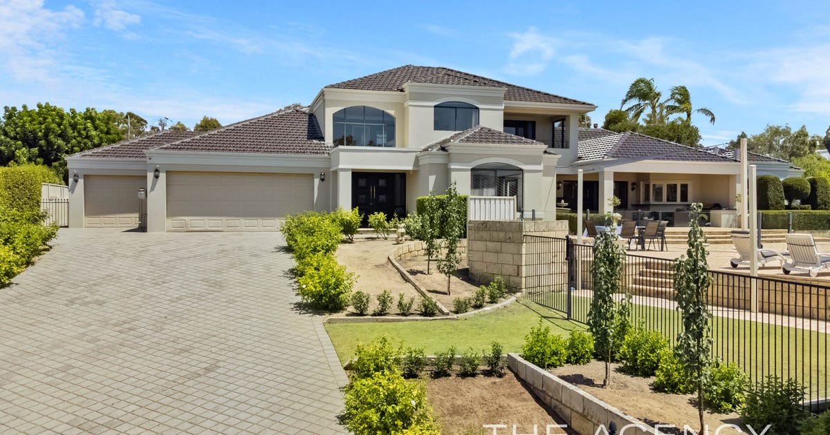 34 Cricklewood Way, Carine WA 6020 - property.com.au