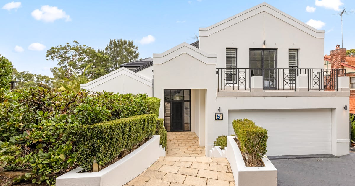 5 Karangi Place, Illawong NSW 2234 - property.com.au