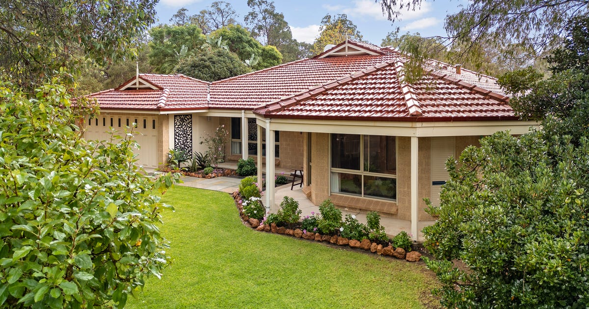 10 Dodington Place, Parkerville WA 6081 - property.com.au