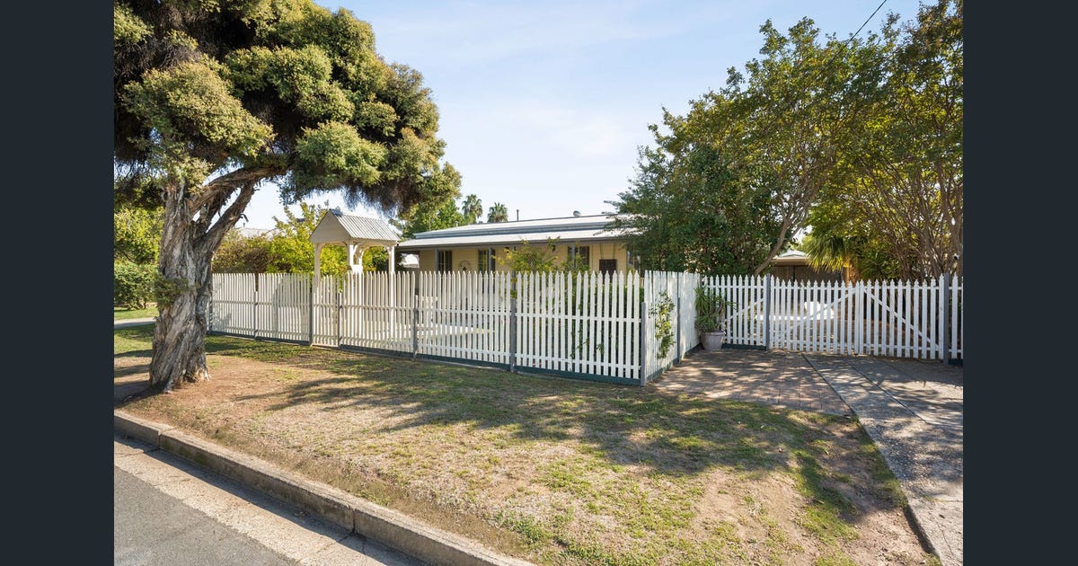 442 Hall Avenue, Lavington NSW 2641 - property.com.au