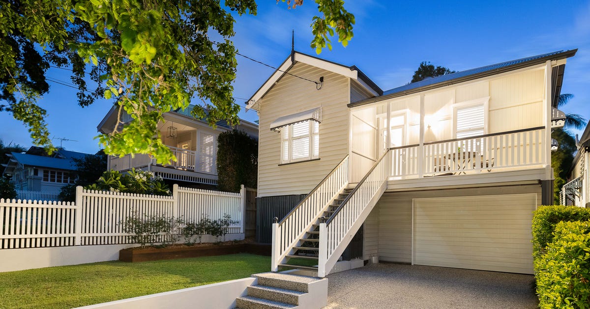 17 Stewart Street, Hawthorne QLD 4171 - property.com.au