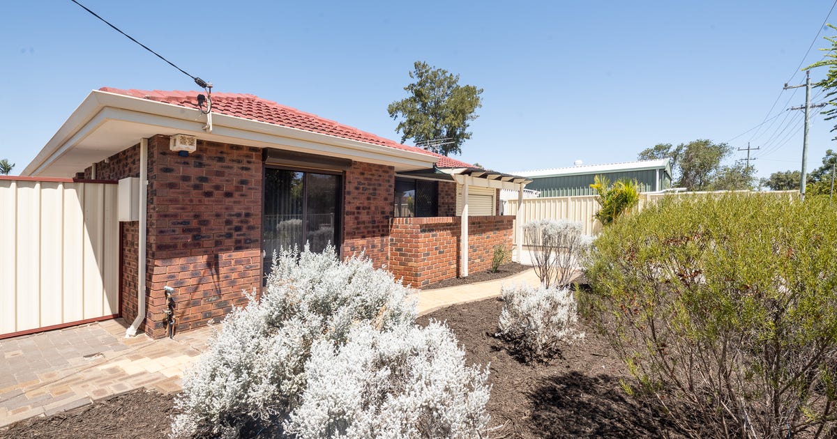 44 Lena Cres, Beechboro WA 6063 - property.com.au