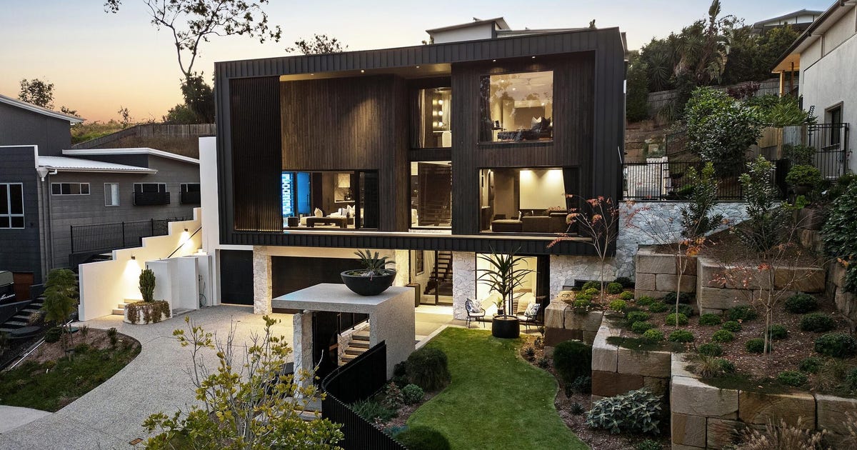 13 Scenery Court, Brookwater QLD 4300 - property.com.au