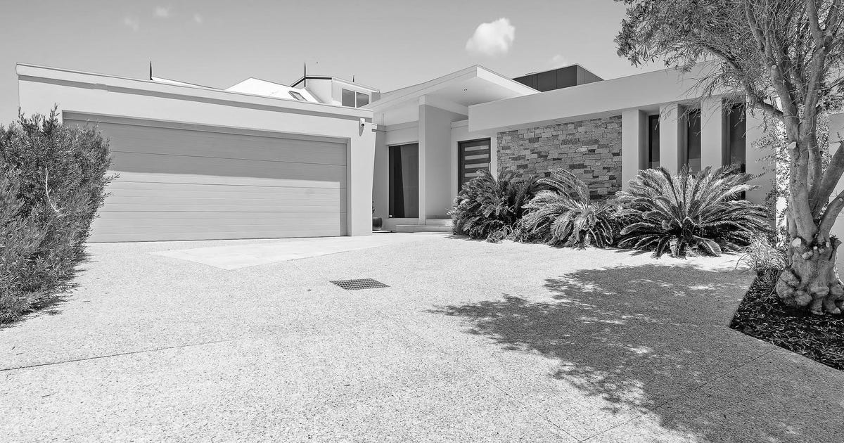 26 Hideaway Cove, Halls Head WA 6210 - property.com.au