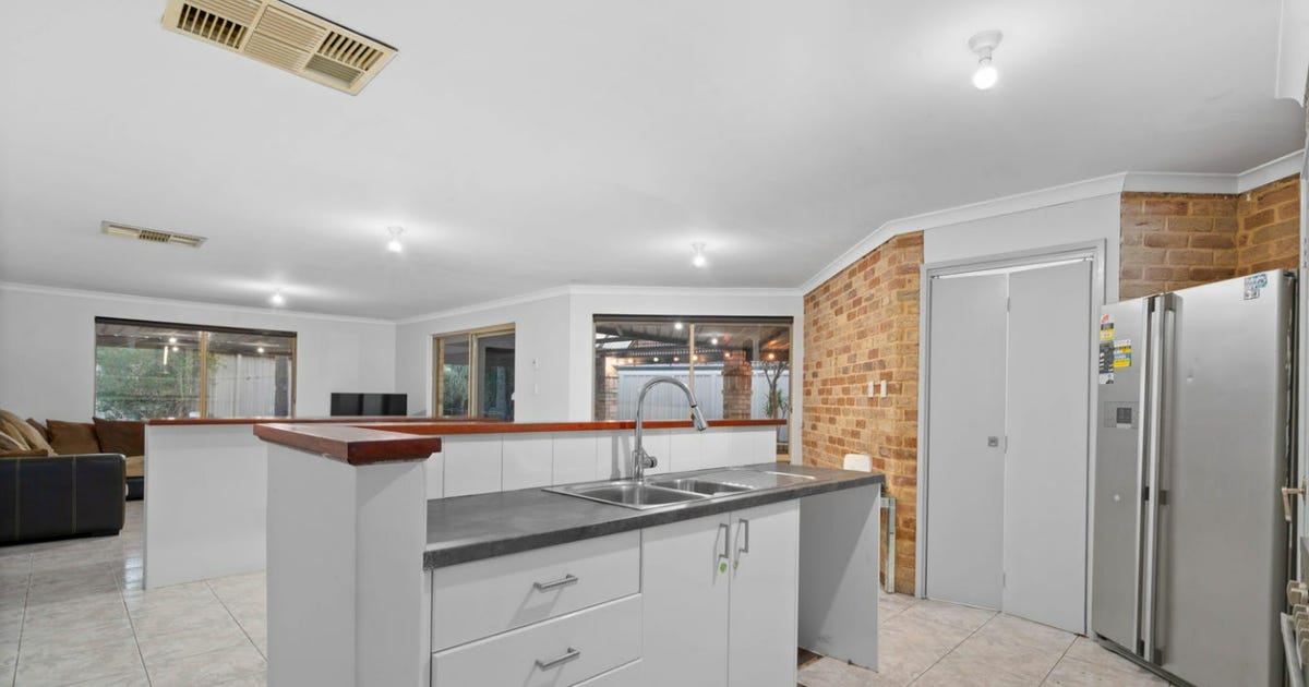 34 Lydiard Rtt, Canning Vale WA 6155 - property.com.au