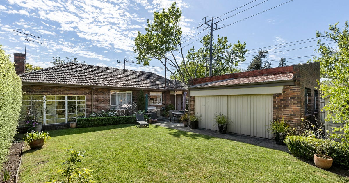 220 North Road, Brighton East VIC 3187 - property.com.au