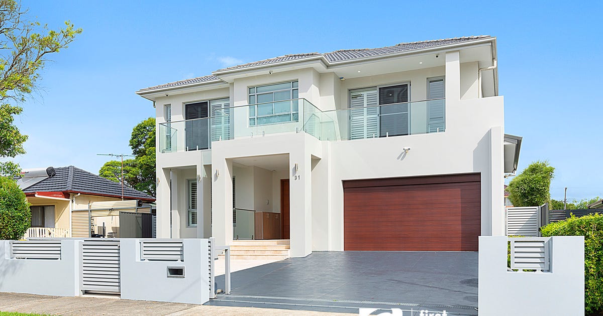 31 Chifley Avenue, Sefton NSW 2162 - property.com.au