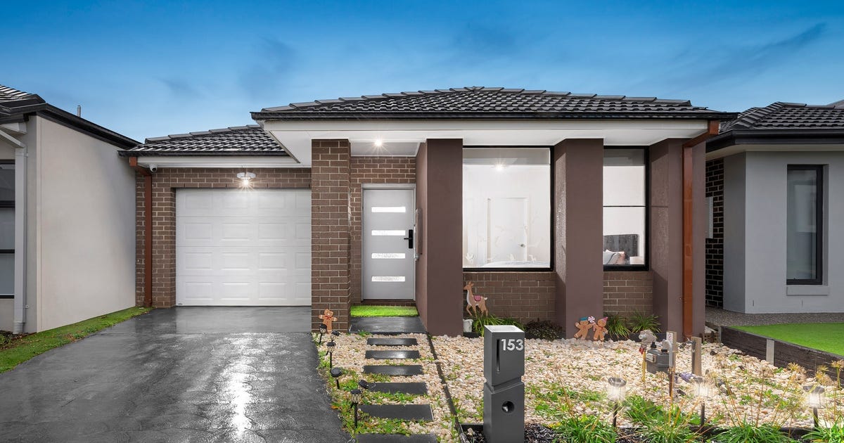 153 Carnival Boulevard, Berwick VIC 3806 - property.com.au