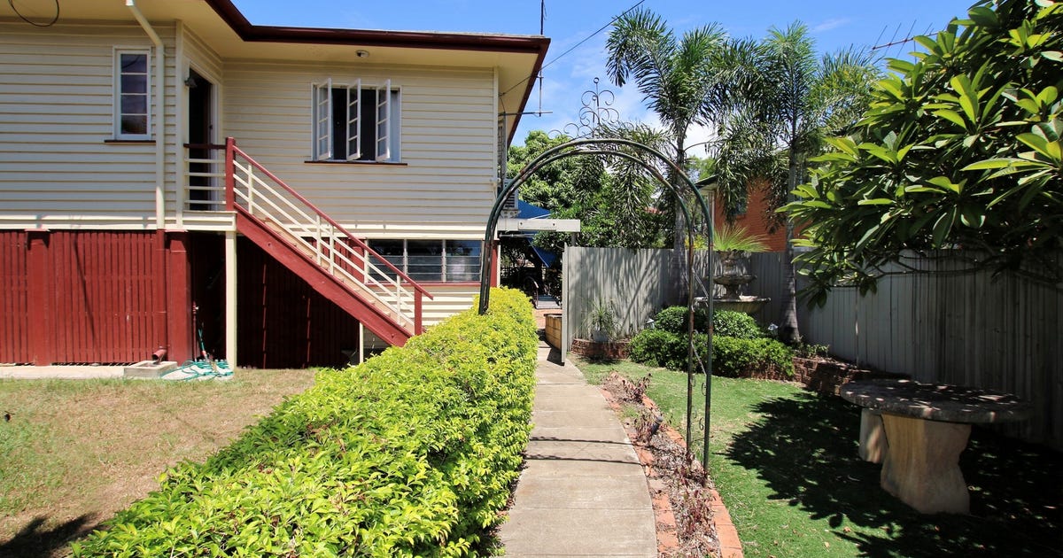 12 Longden Street, Coopers Plains QLD 4108 - property.com.au