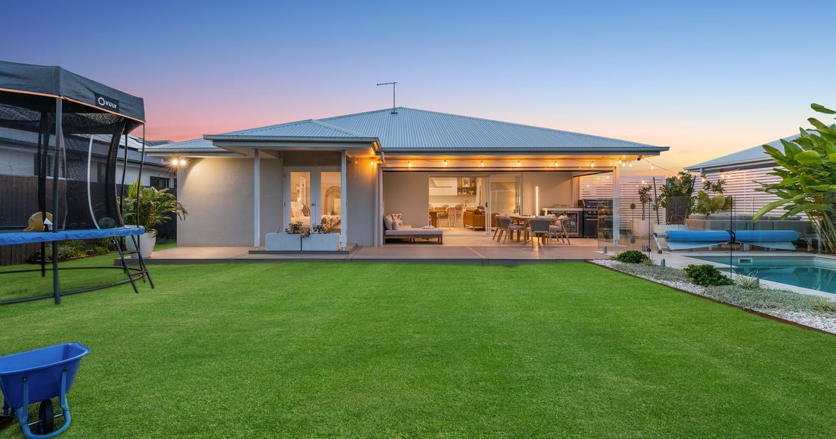 60 Spoonbill Street, Nudgee QLD 4014 - property.com.au