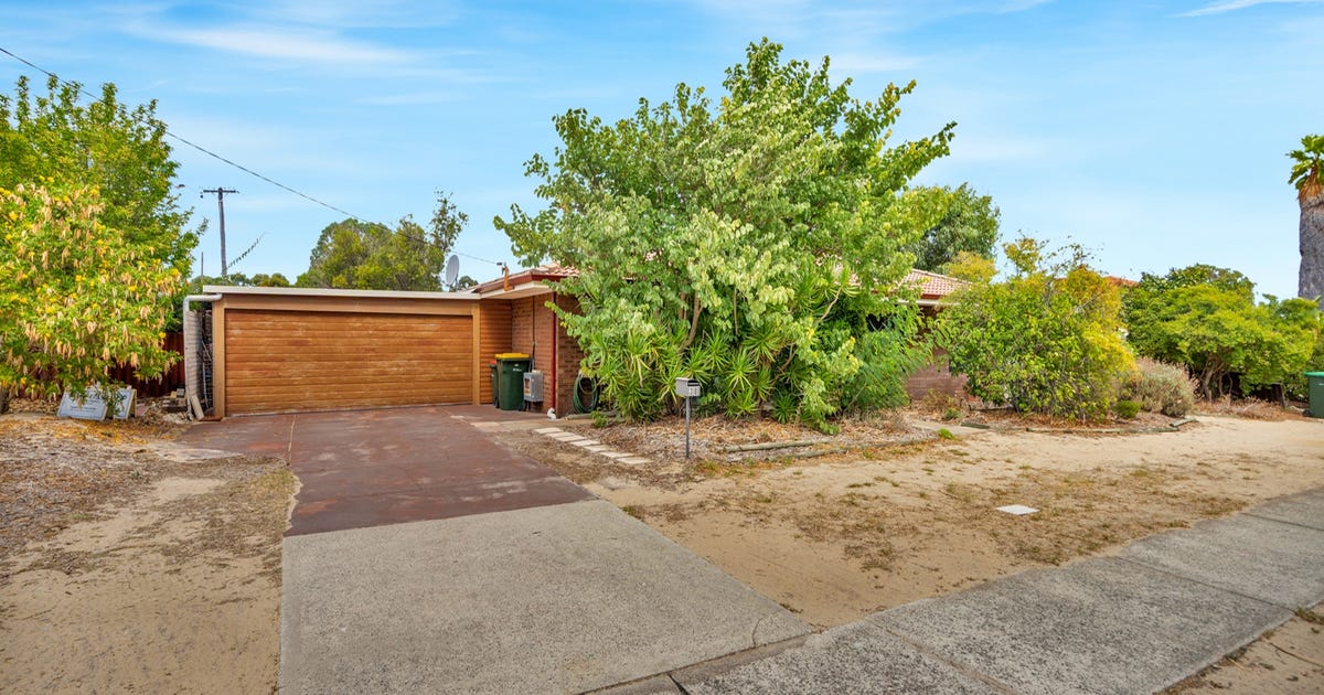 38 Monument Drive, Beldon WA 6027 - property.com.au
