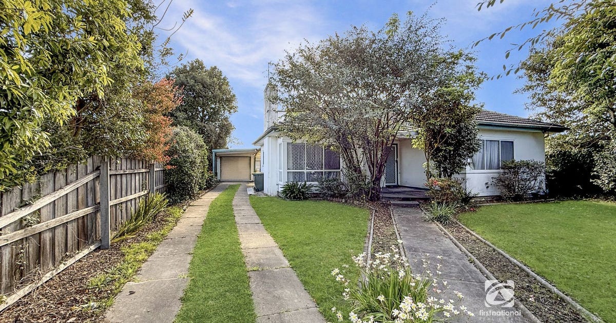18 Morgan Street, Bairnsdale VIC 3875 - property.com.au